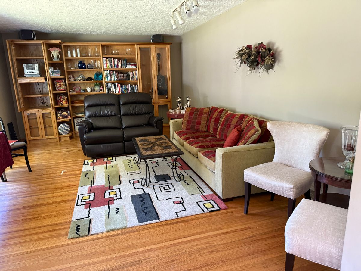 ESTATE SALE BY COLLEEN in Rochester, NY starts on 8/1/2025