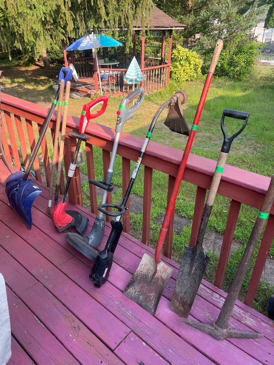 Sunday, new gardening tools, and every day,... starts on 8/14/2025