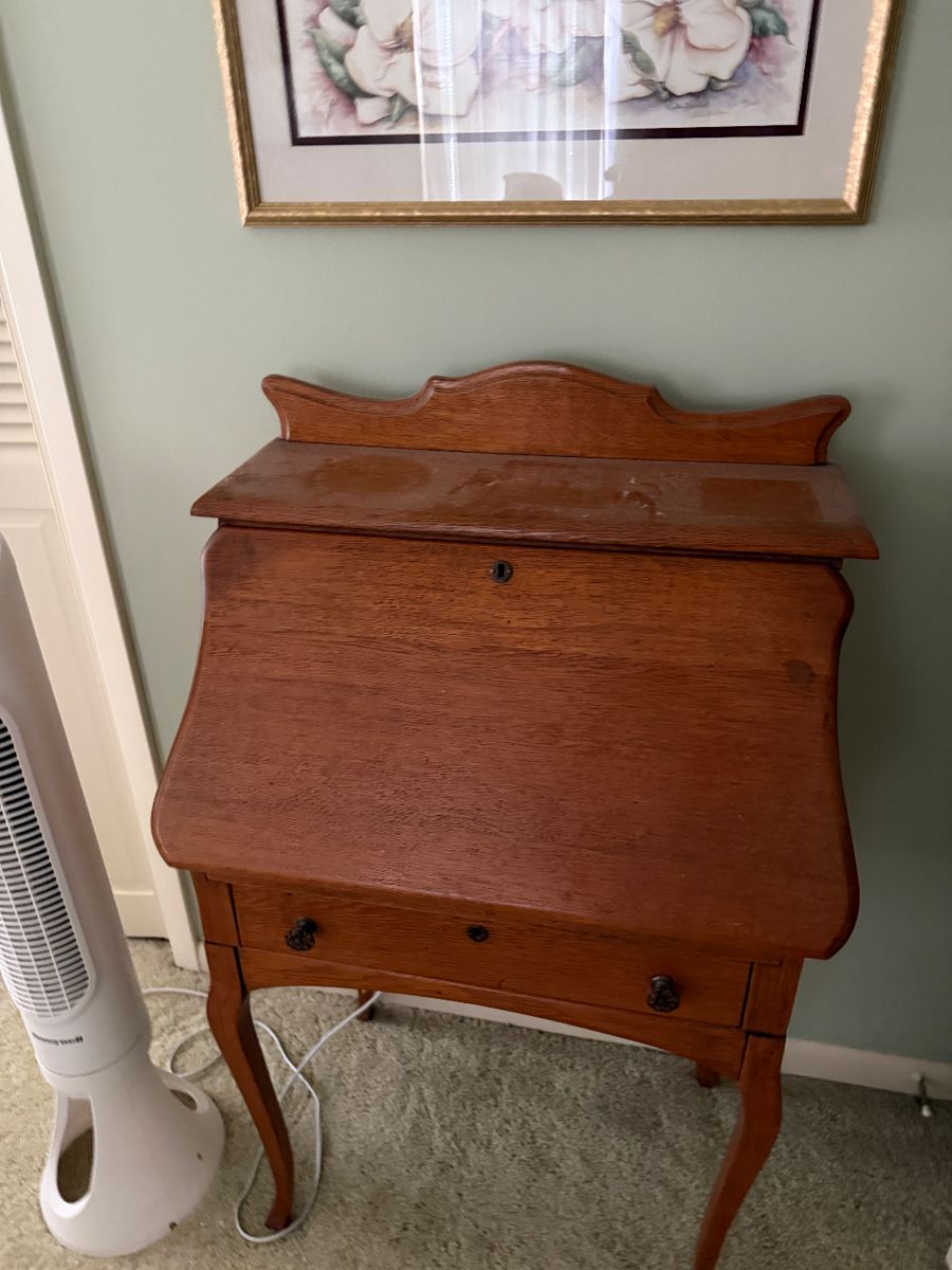 Mrs. Rita Roberts living estate sale starts on 8/1/2025