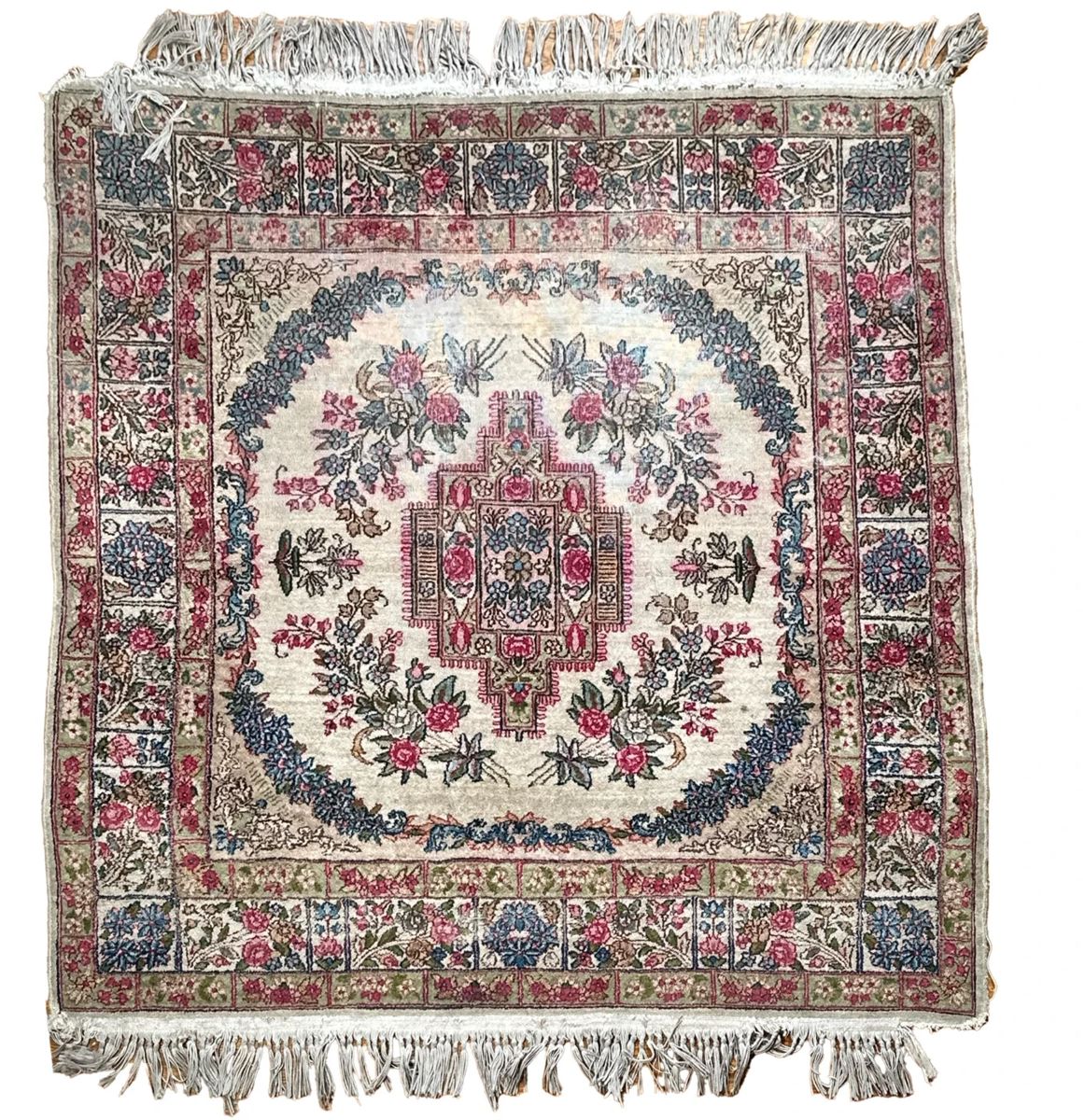 ACES: LONG NECK POINT | ITEMS FROM AN IMPORTANT... starts on 7/15/2025