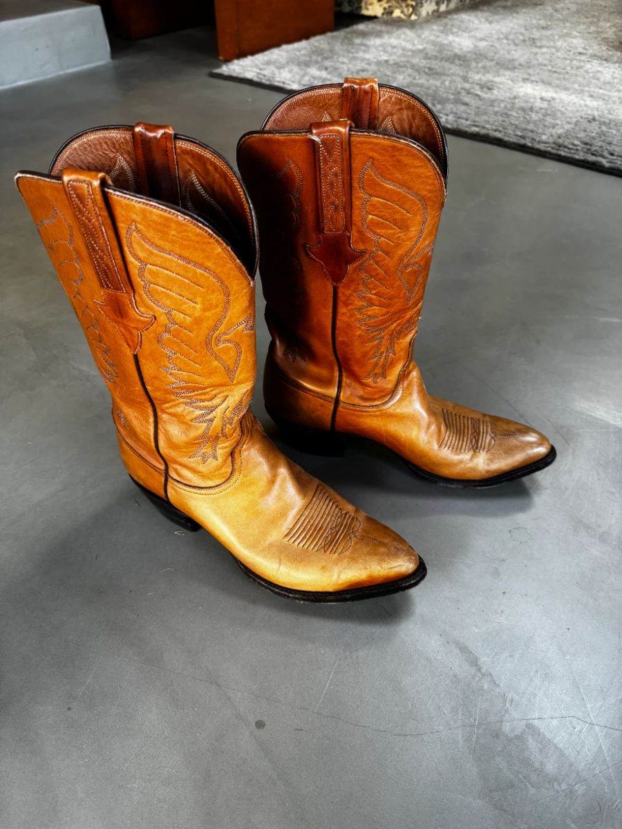 Designer Treasures: Clothing, Furniture,... starts on 7/19/2025