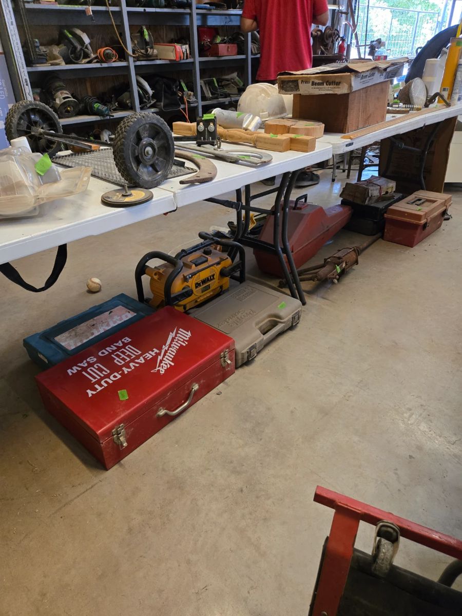 Contractors dream tools, tools, tools /at Briggs starts on 7/26/2025