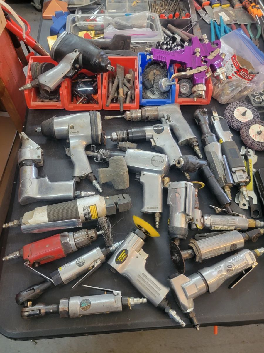 Dutton Estate Sale in Caledonia, MI starts on 7/24/2025