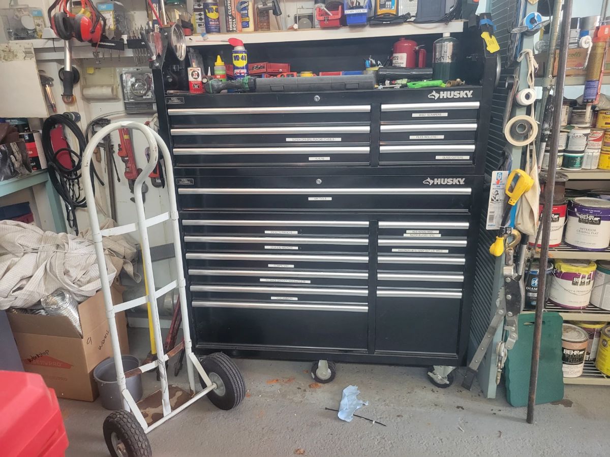 Dutton Estate Sale in Caledonia, MI starts on 7/24/2025