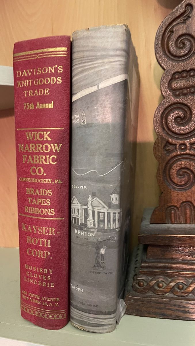 NW HICKORY ESTATE TAG SALE BY PAMELA AUG 14TH/15TH starts on 8/14/2025