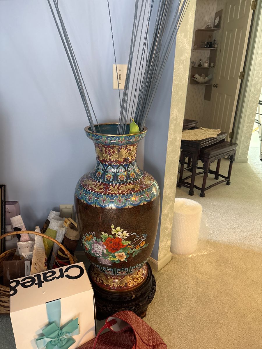 Glenview Designer Home Overflowing with... starts on 8/22/2025