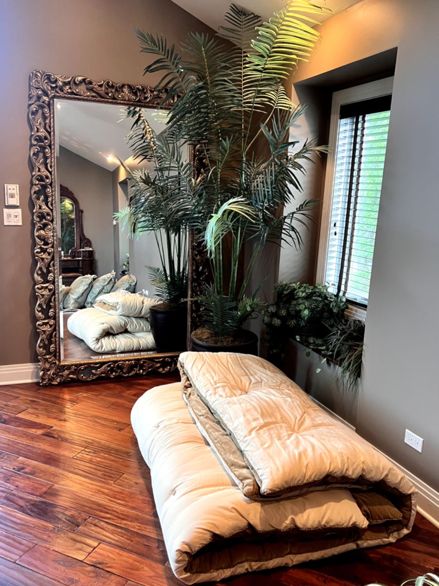 Northbrook Estate Sale by We Do-50% Off Sunday... starts on 8/2/2025