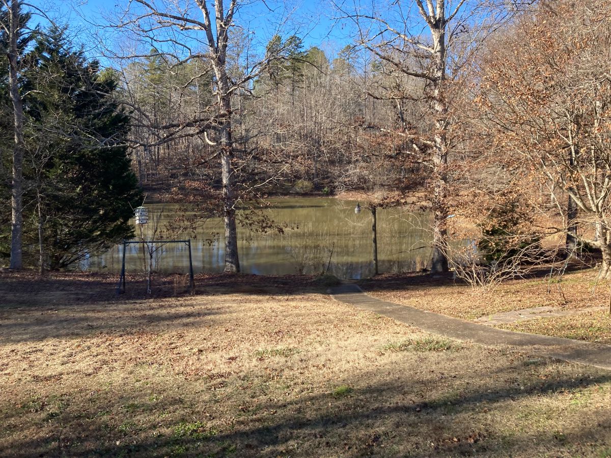 MURRAYVILLE COUNTRY HOME WITH POND 50% OFF TODAY starts on 8/15/2025