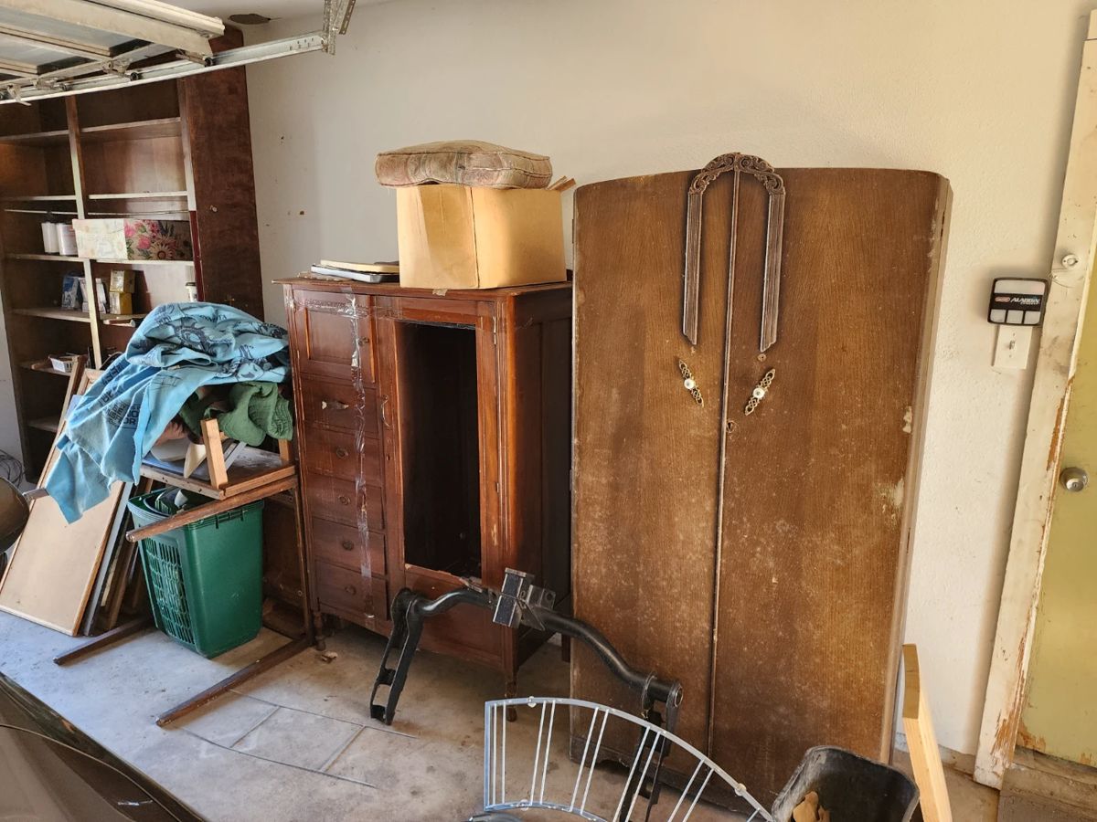 Kent & Kathy Estate Sales in Dallas, TX starts on 8/1/2025