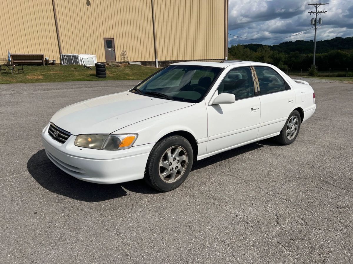 Toyota Camry, Guns, Coins, Knives, Collectibles,... starts on 8/7/2025