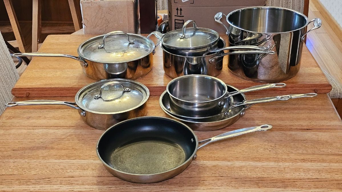 The Poulsbo Bernina 700D, Bernina 145 Activa... starts on 8/4/2025