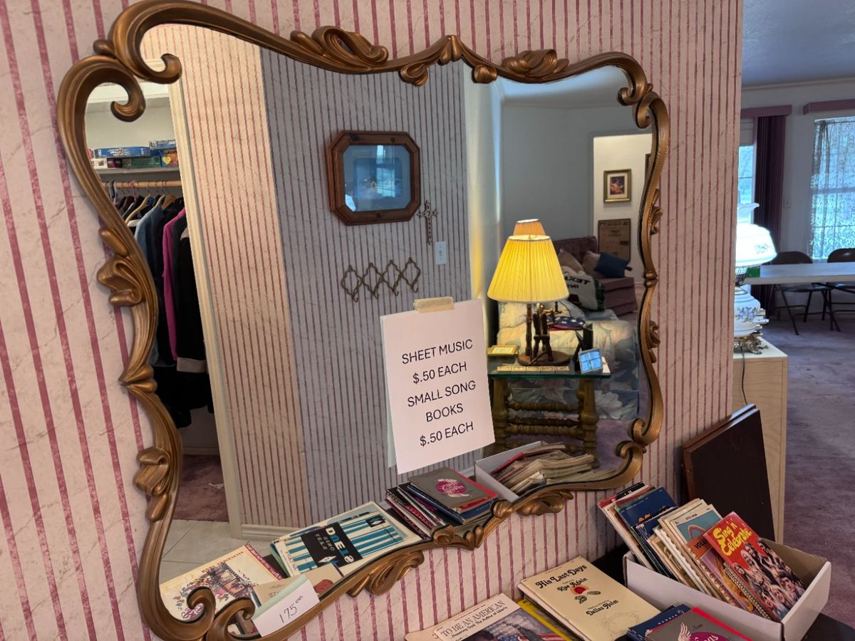 Living Estate Sale -Wanda Collins in Burnet, TX starts on 8/7/2025