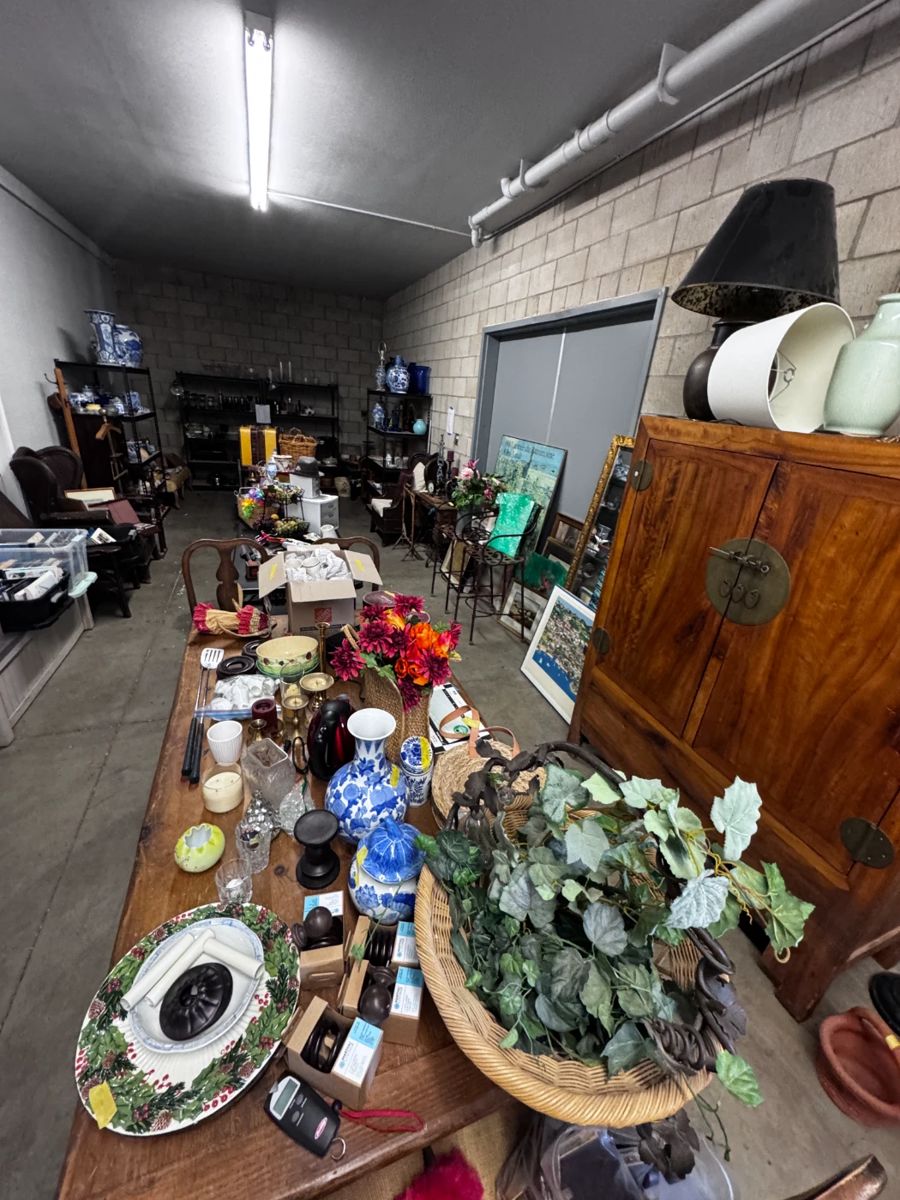 BLOWOUT WAREHOUSE ESTATE & STAGING SALE –... starts on 8/8/2025
