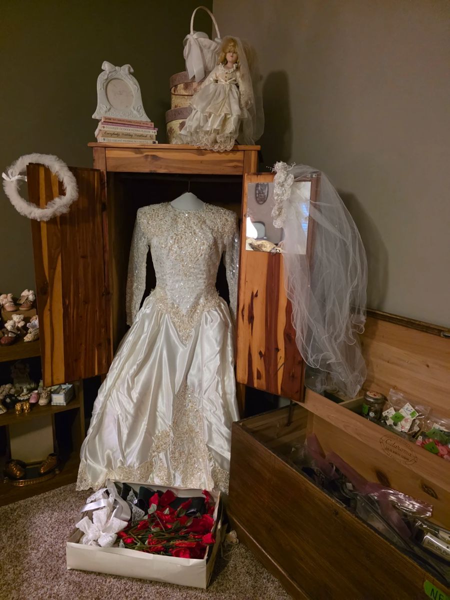 Estate sale of Martha Adams in Oxford, AL starts on 8/15/2025