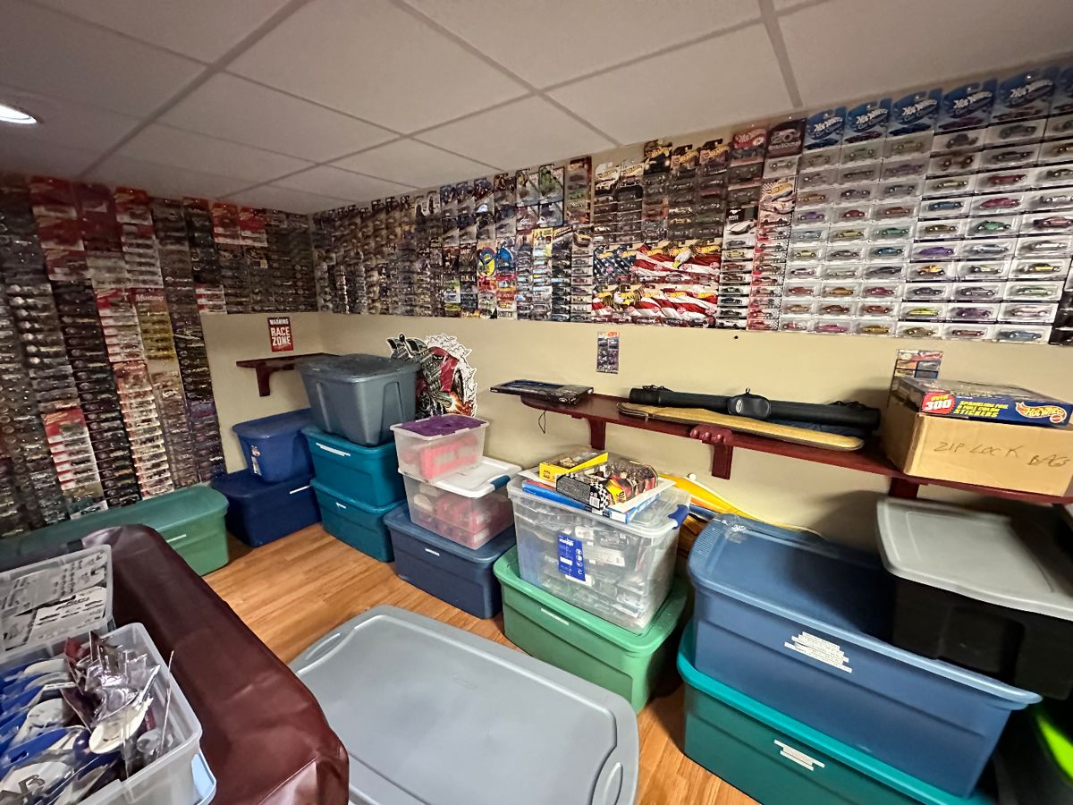 MASSIVE HOTWHEELS, NASCAR, TOOL COLLECTION:... starts on 9/5/2025