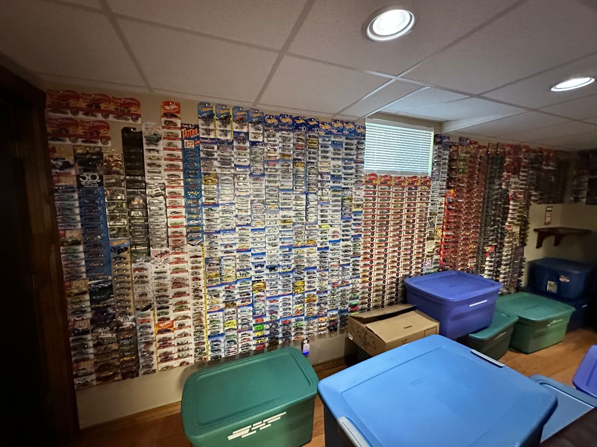 MASSIVE HOTWHEELS, NASCAR, TOOL COLLECTION:... starts on 9/5/2025