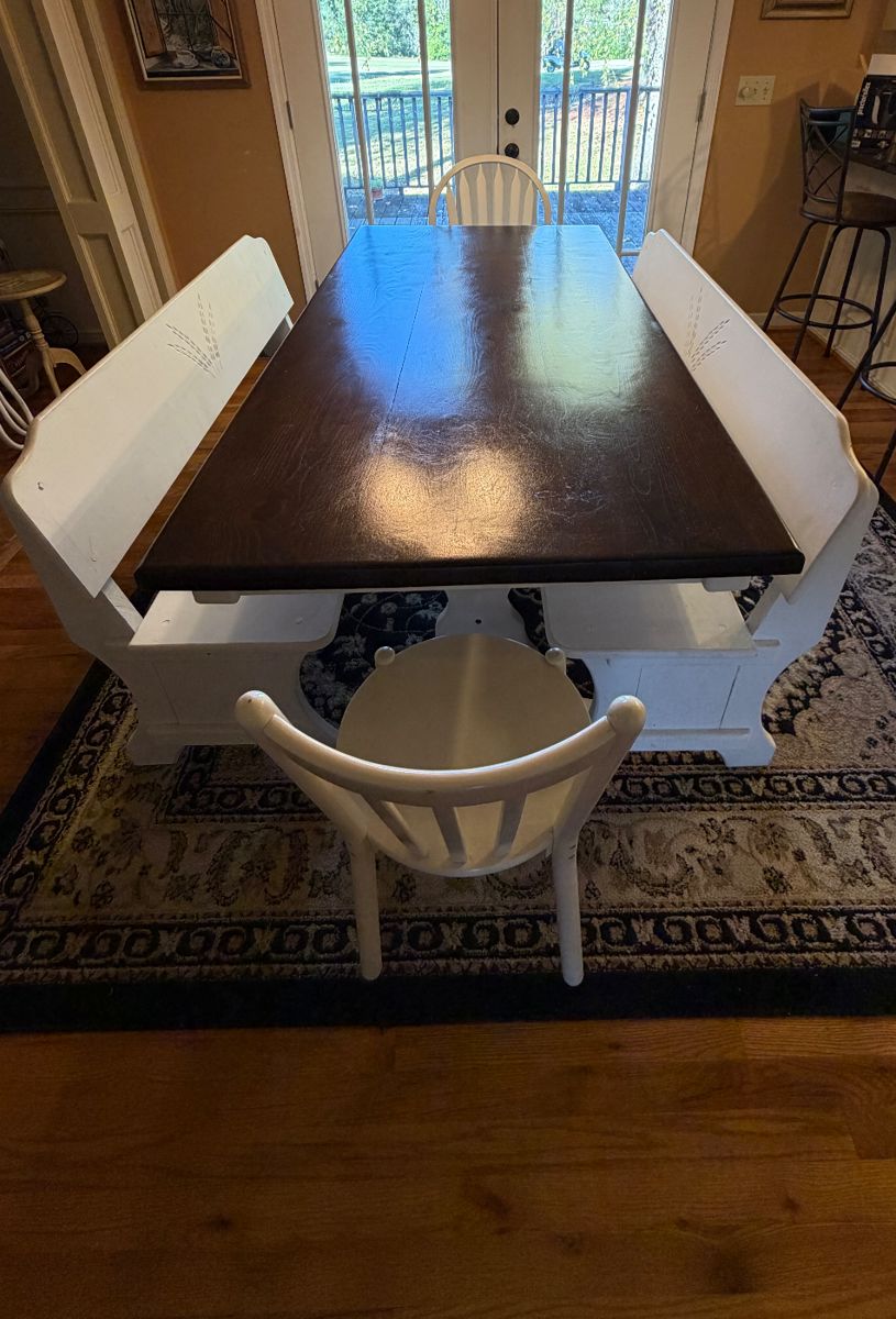 Blue Moon Estate Sale in NE Columbia starts on 10/25/2025