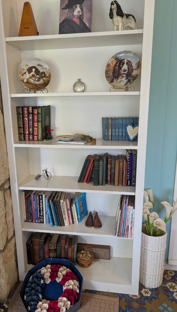 Timeless Treasures in Terrell Hills - Silver/Gold,... starts on 8/30/2025