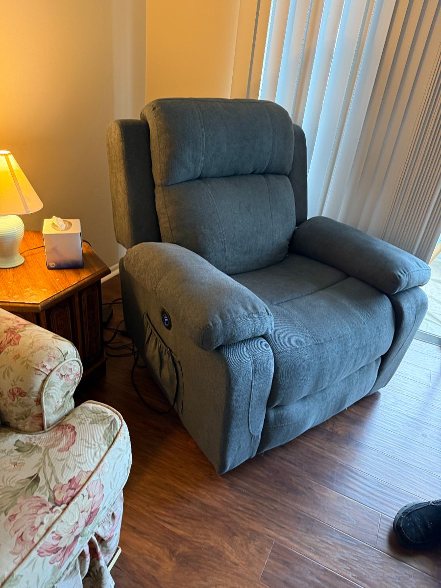 Condo Sale Computer Household Furniture starts on 9/5/2025