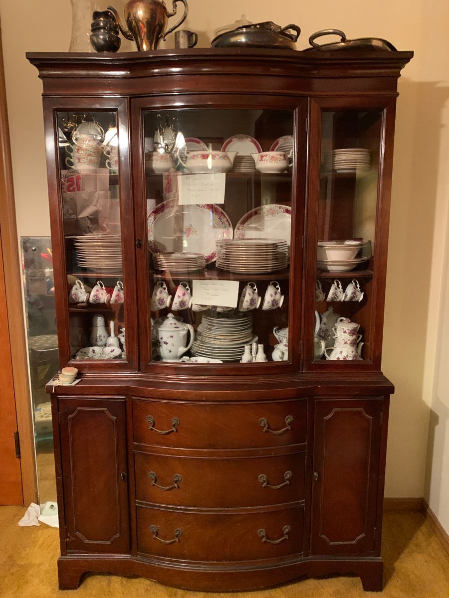 House packed with vintage, MCM & antiques starts on 9/6/2025