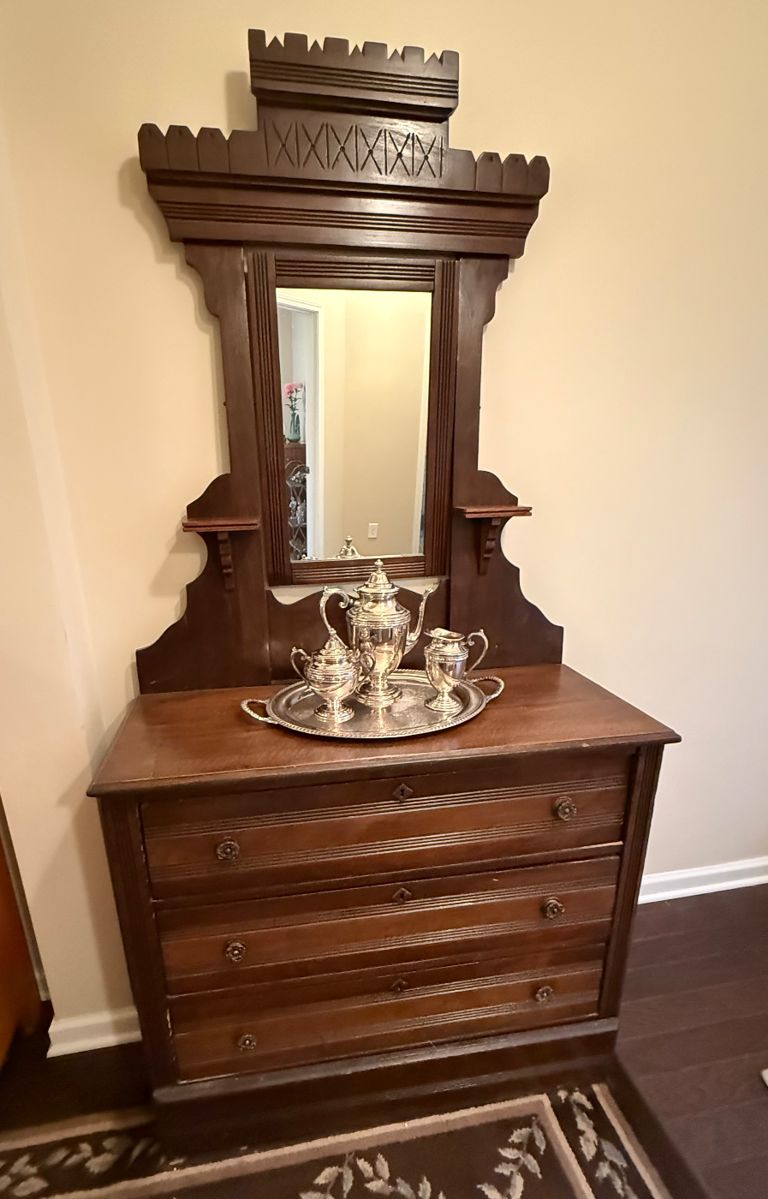 Chelsea Estate Sale starts on 9/13/2025