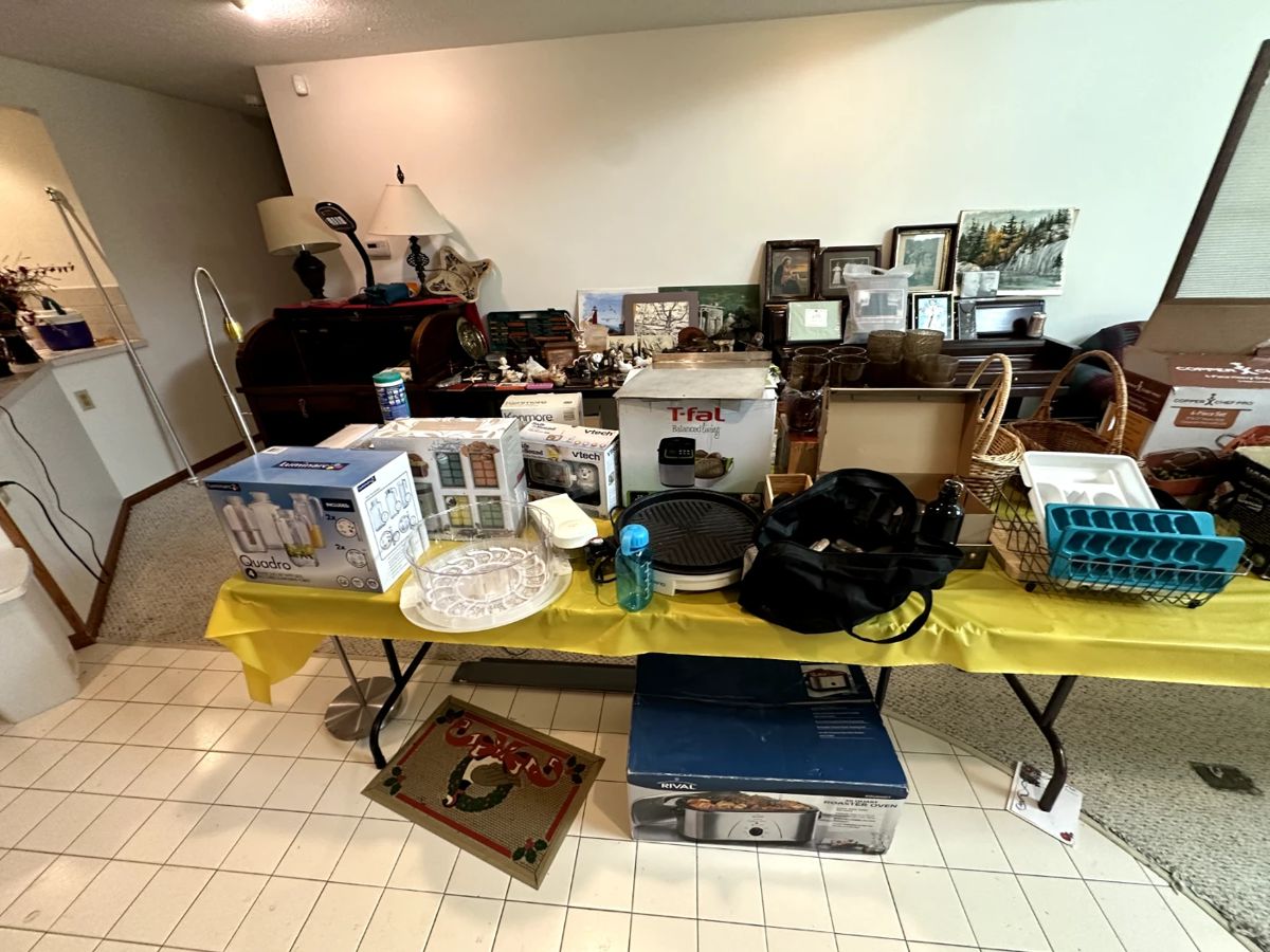 HUGE ESTATE/GARAGE SALE – EVERYTHING MUST GO! starts on 9/12/2025