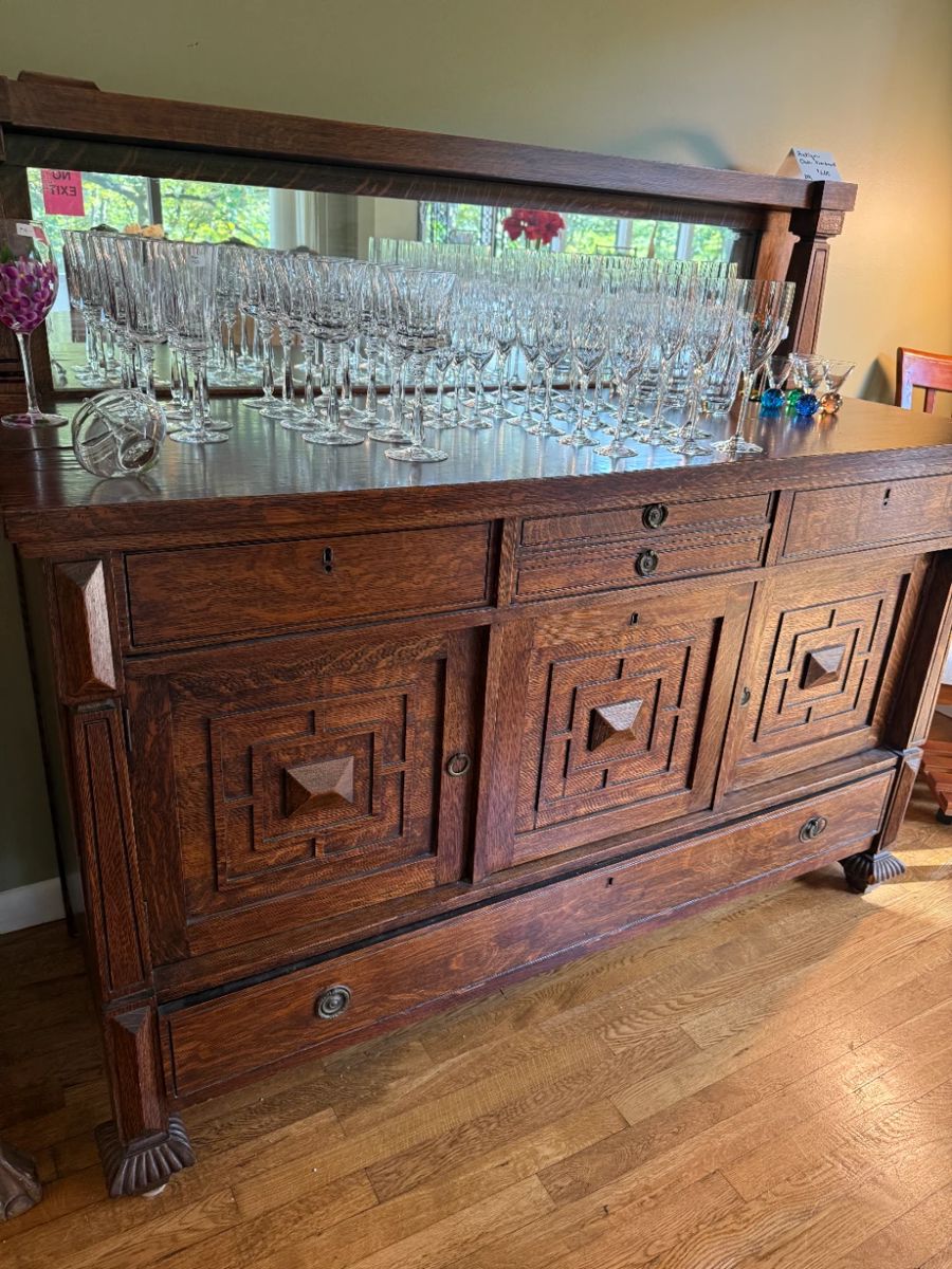 Zach & Alix Pound Ridge Estate Sale starts on 9/19/2025