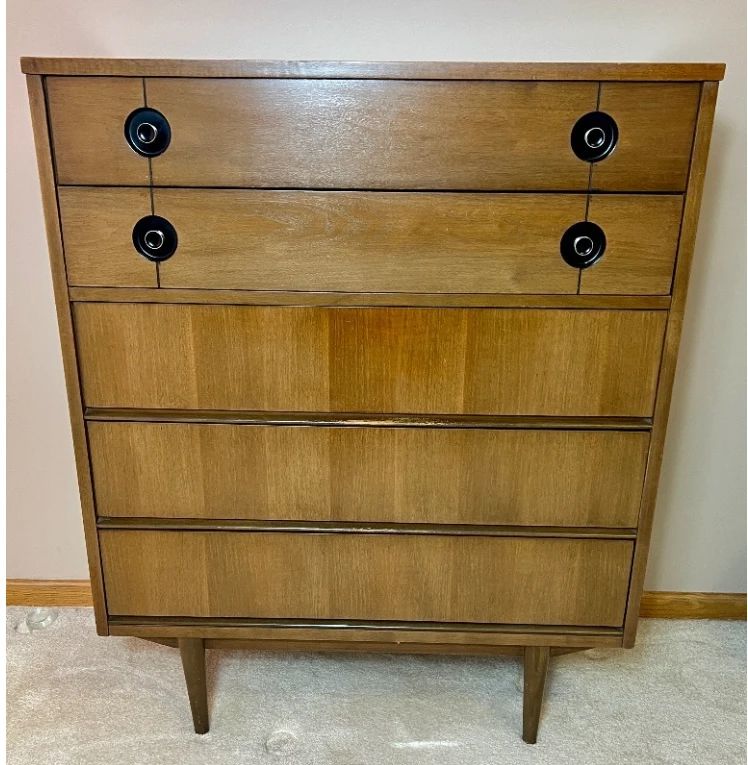 Estate Sale - Stunning Collection in Shoreview starts on 9/16/2025