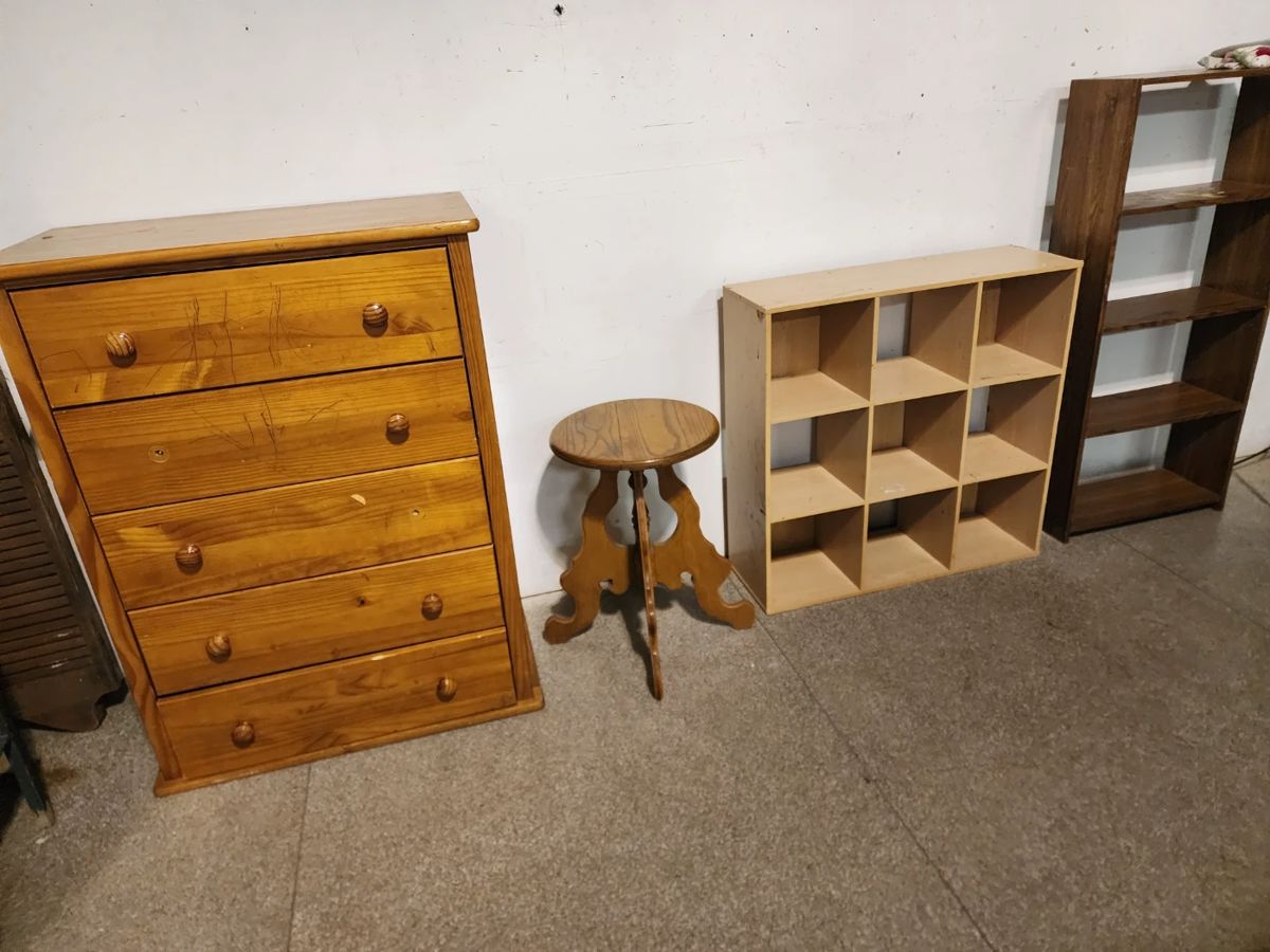 Live Auction Every Monday at the Dort Mall! starts on 9/22/2025