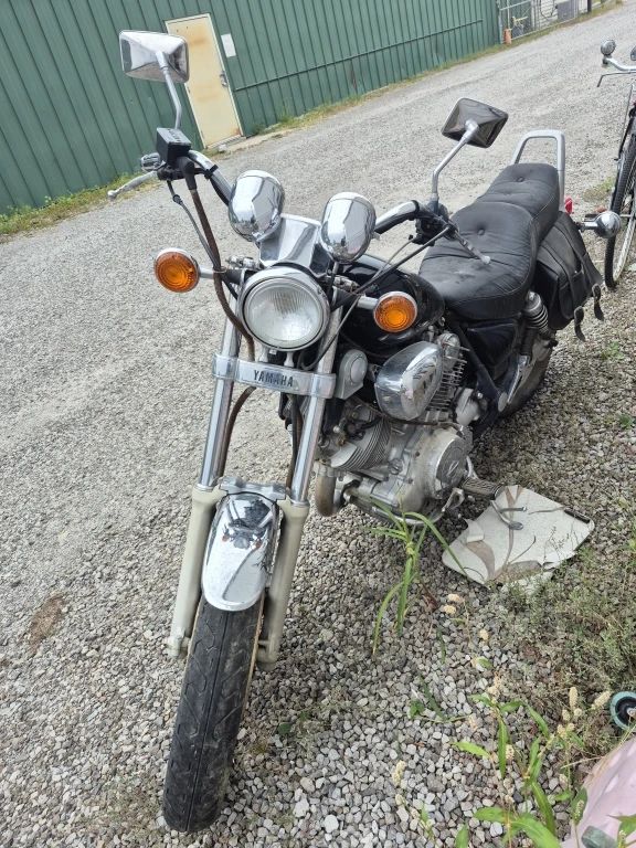 Isuzu Box Truck, Motorcycle, Sterling, Game... starts on 9/27/2025
