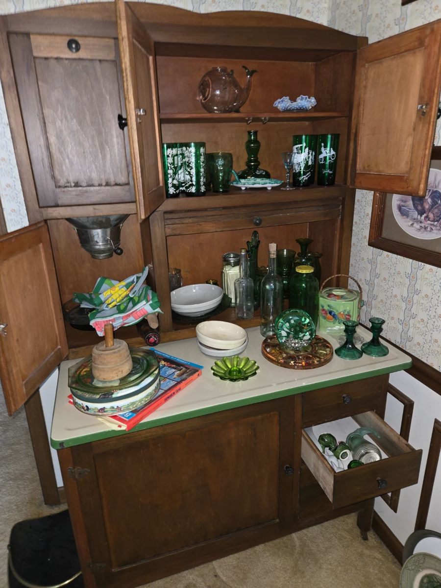 Snellville Summit Chase Estate Sale/75% OFF FRIDAY starts on 11/5/2025