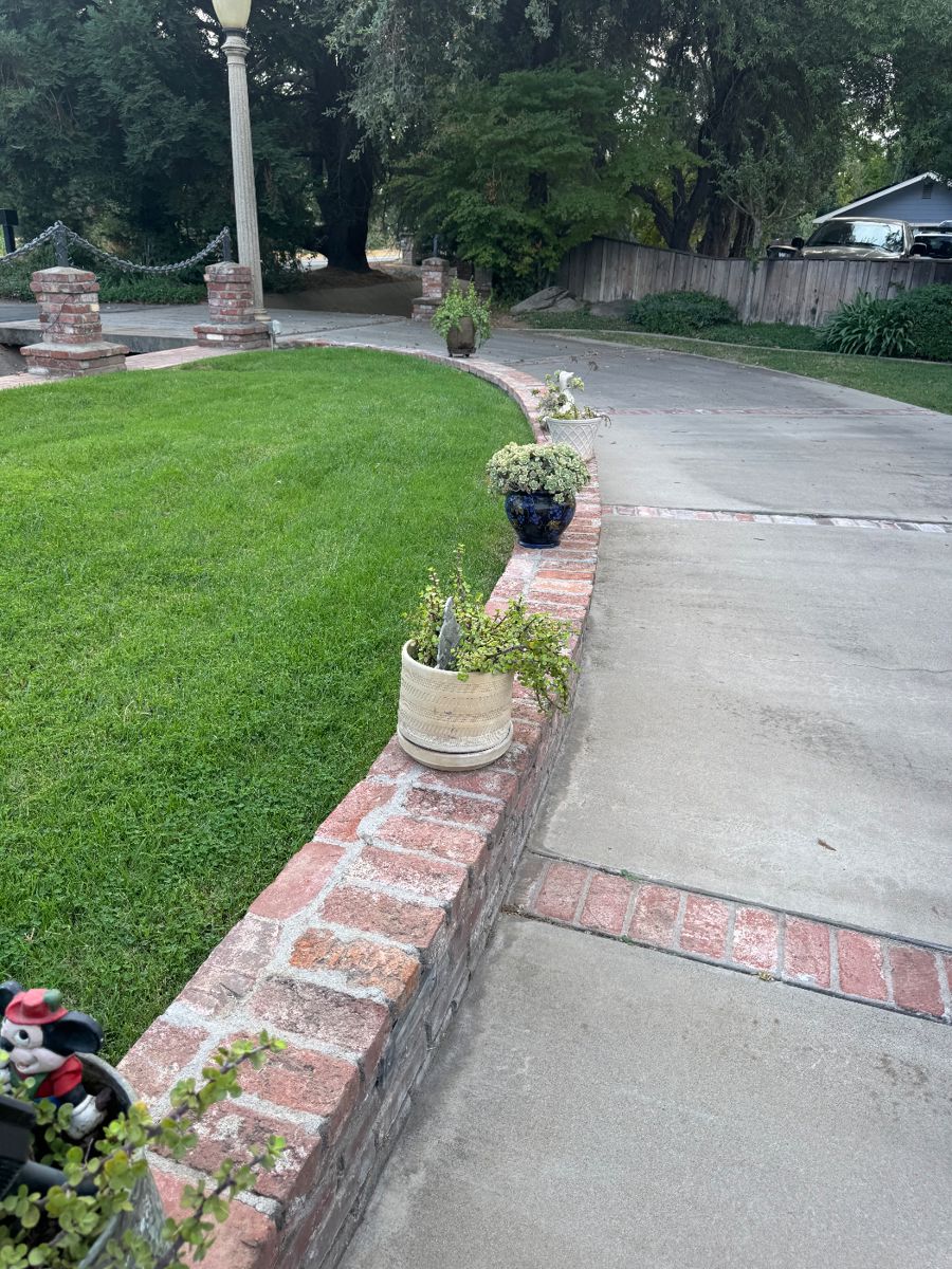 A fantastic Merced Estate Sale starts on 12/4/2025