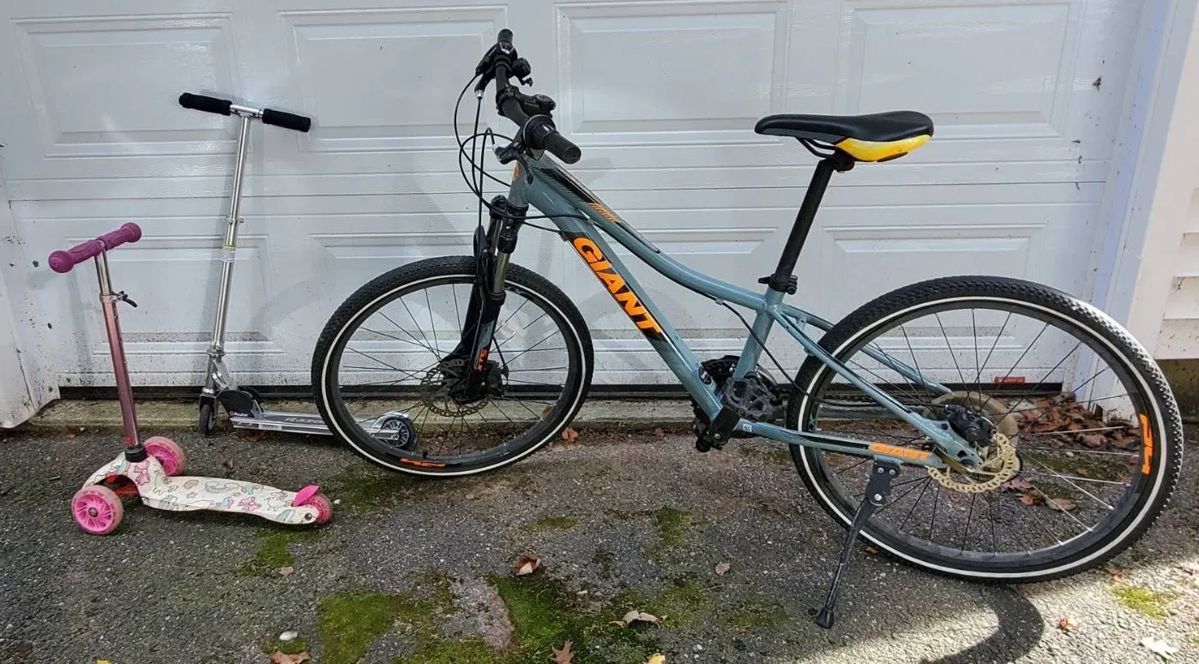 SOMERS HOUSEHOLD GALORE SALE - ENDS 10/12! starts on 10/3/2025