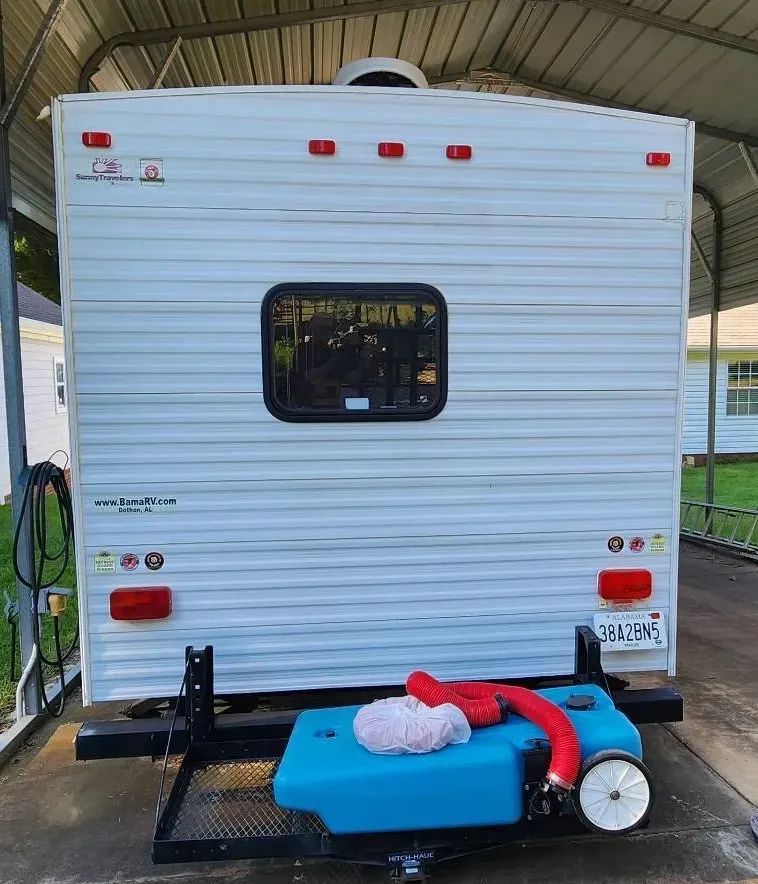 Travel in Style Sunnybrook Edgewater 266RBE Camper starts on 10/4/2025