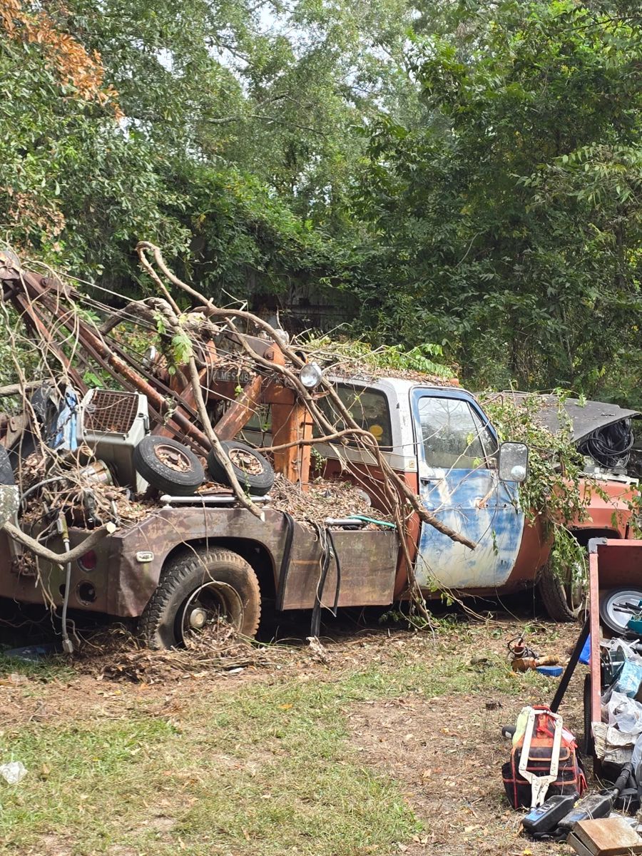 Estate Auction of Ken Thompson in Woodruff, SC starts on 10/18/2025