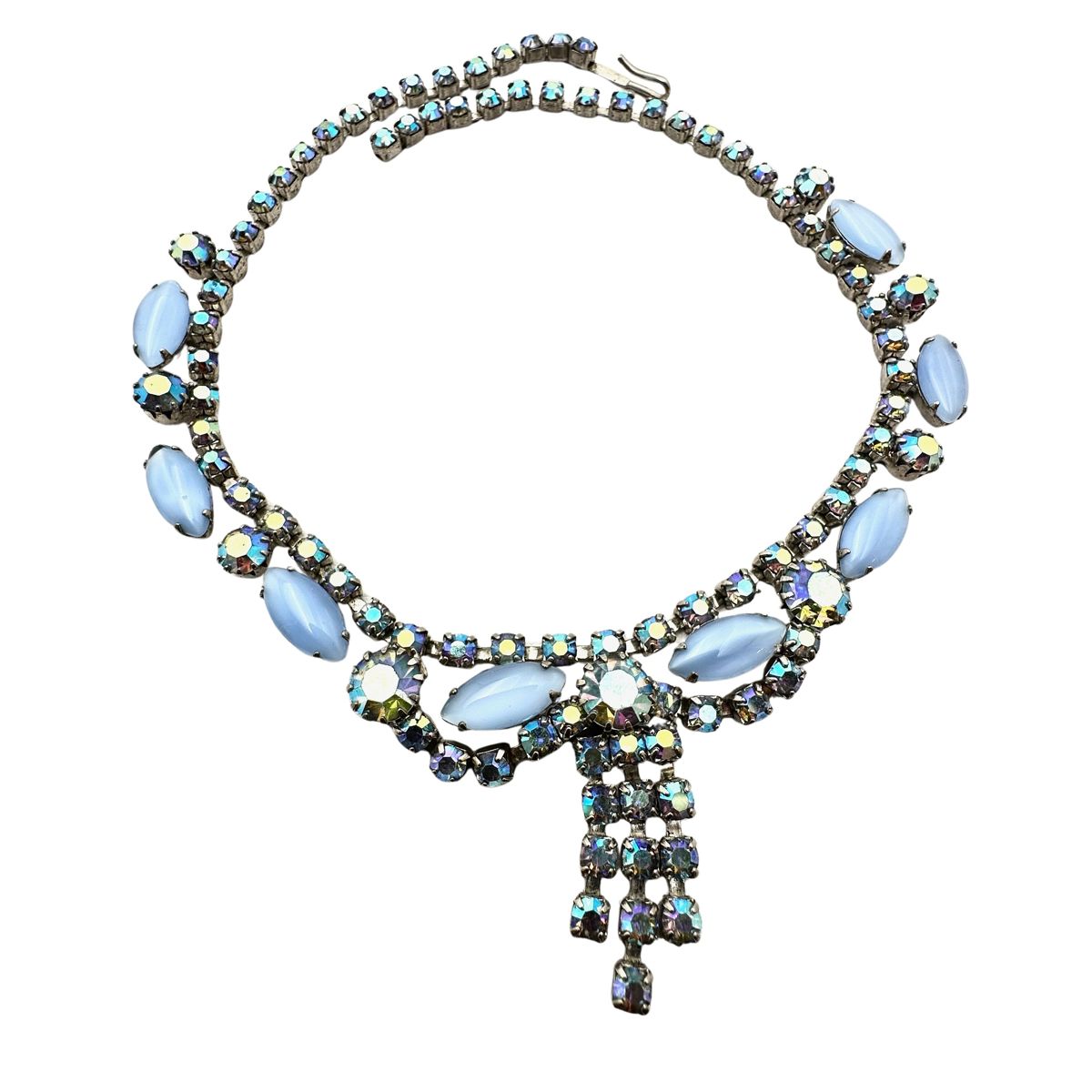 High End Designer Vintage Jewelry Auction starts on 11/12/2025