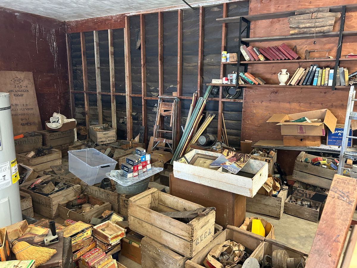 Chula Vista antique pickers paradise starts on 10/18/2025