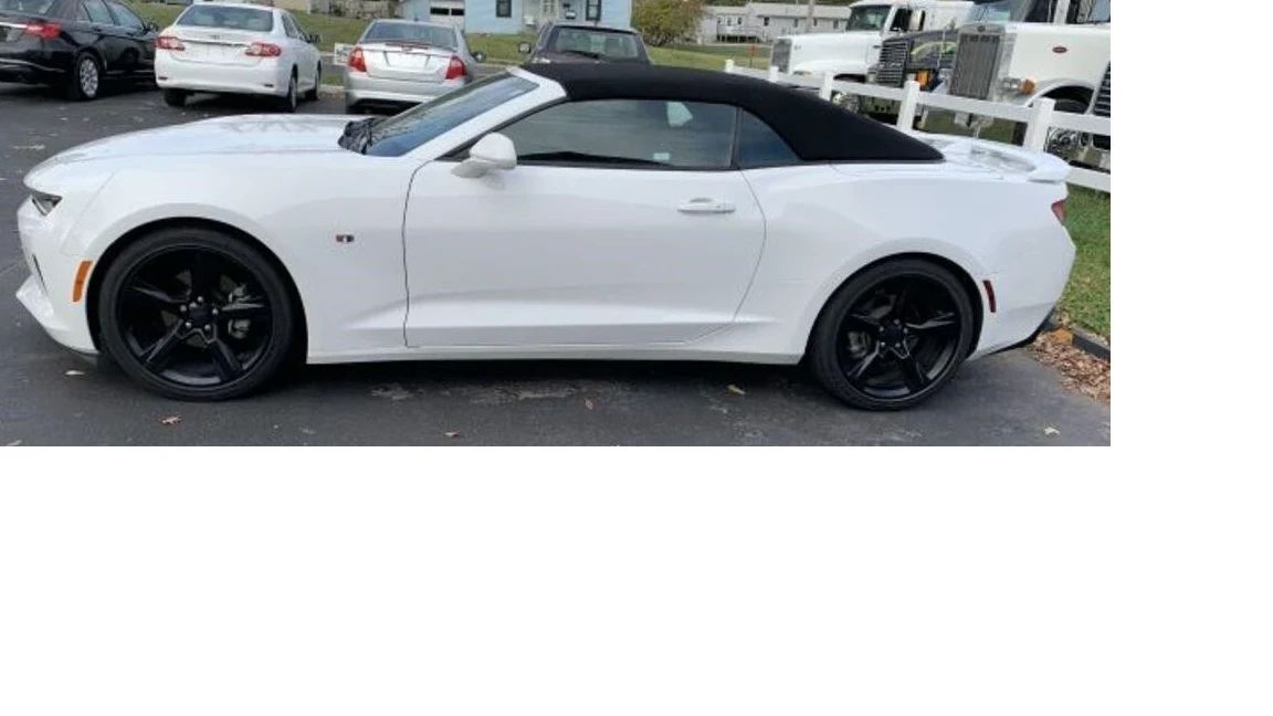Kim Lackey Personal Property Online Auction starts on 10/24/2025