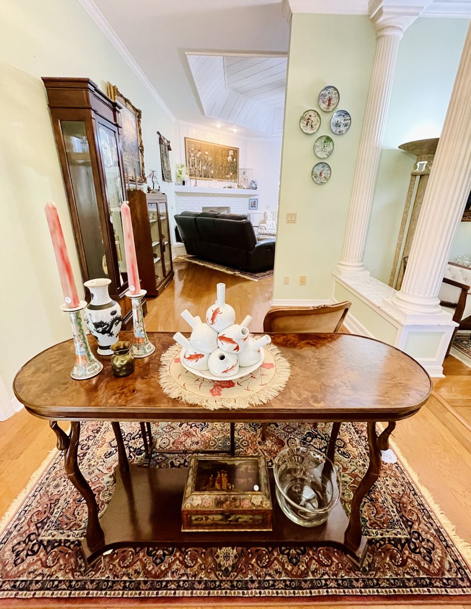 Final Weekend Heirloom Estate Sale in Haines City starts on 10/25/2025