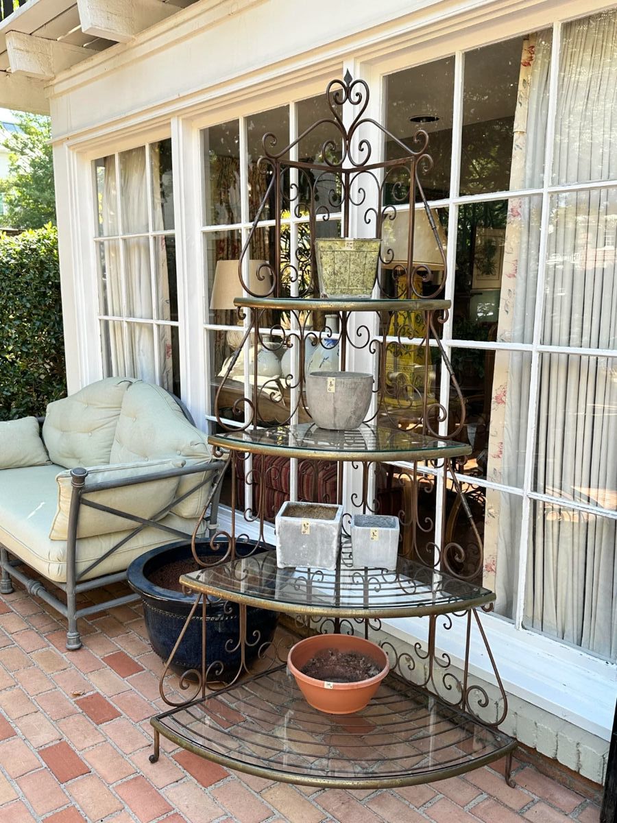 JEFF HAMLIN HIGHLAND PARK ESTATE SALE starts on 10/24/2025