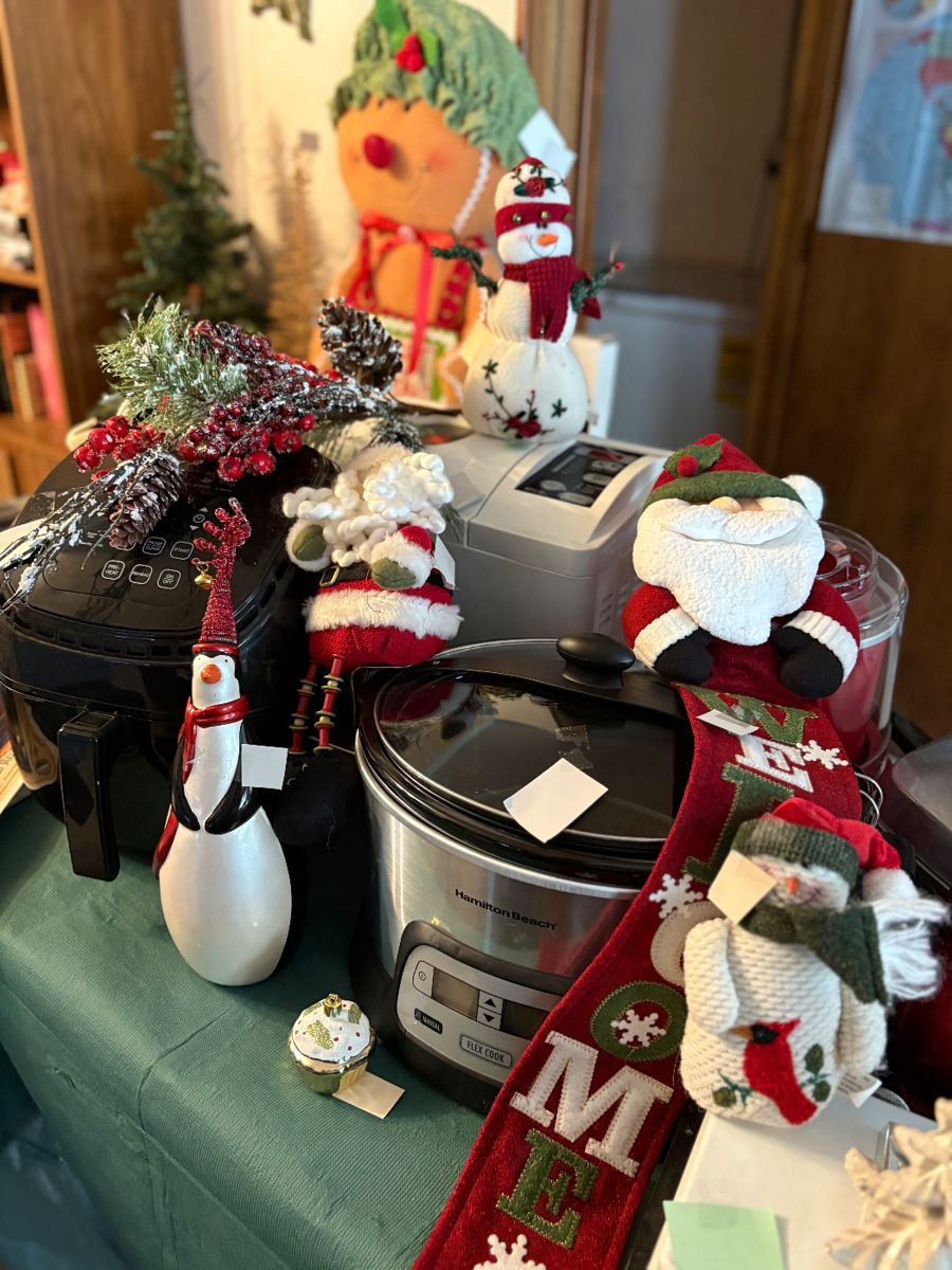 Estate sale of Judy Fields in Saint Joseph, MO starts on 10/24/2025
