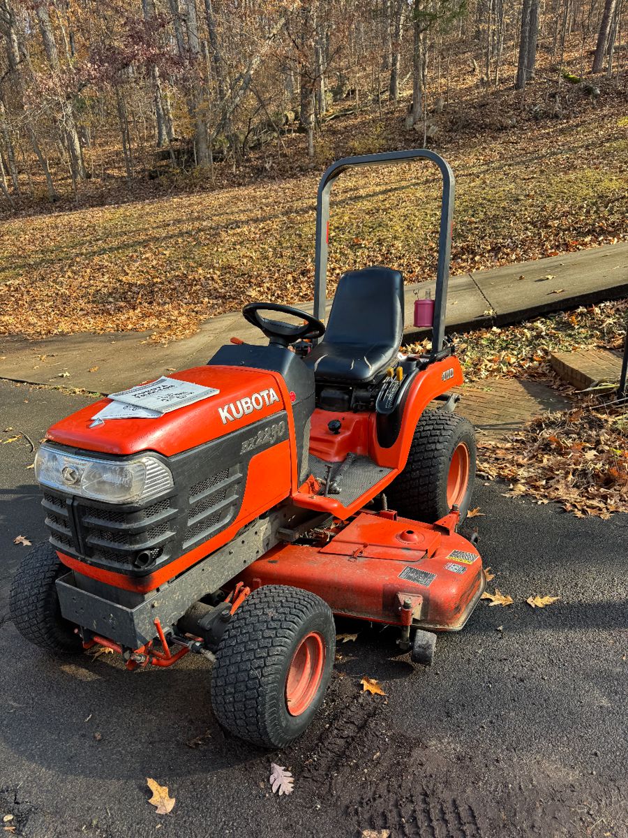 Kubota Tractor Only!!! Kubota BX2230 4WD 2005 60” starts on 11/21/2025