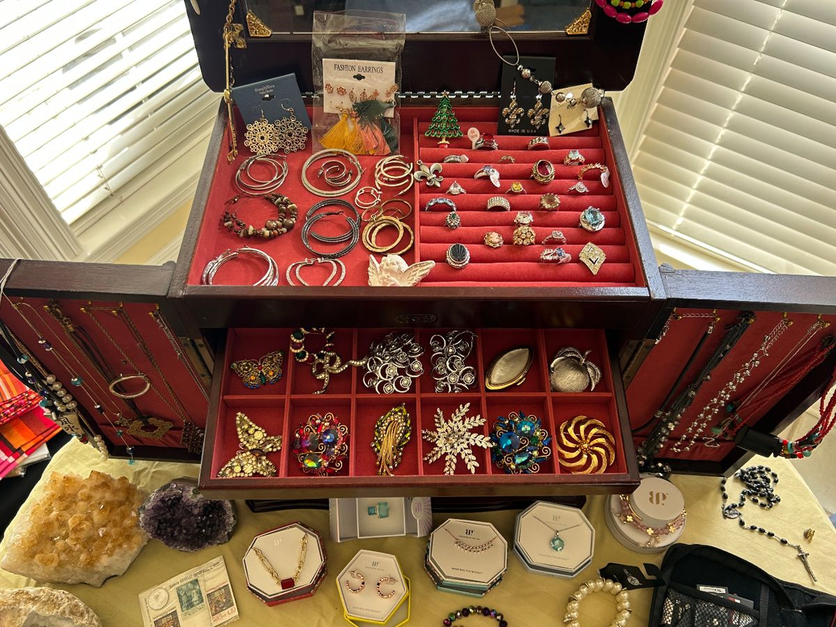 Covington Estate Sale starts on 11/22/2025