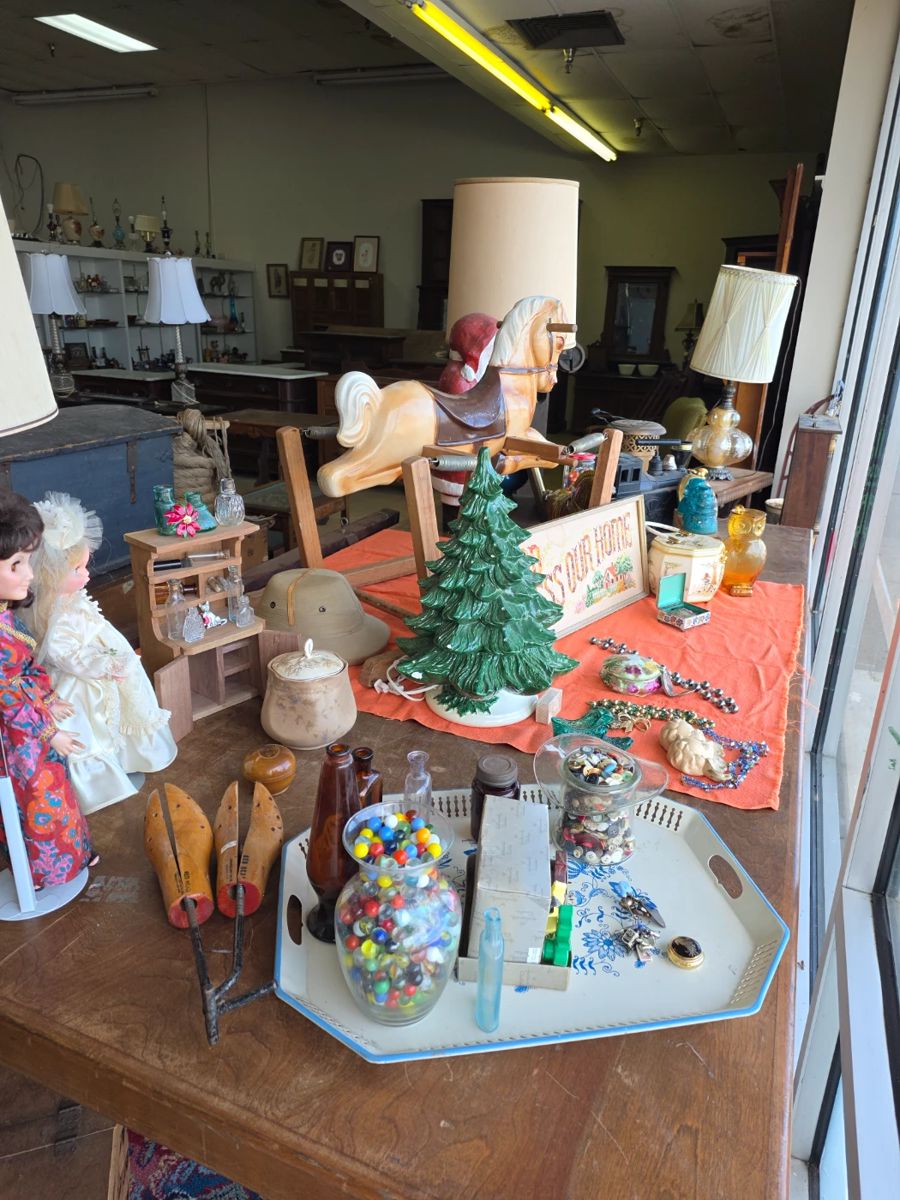 Enormous Combined Estate Sale in Springfield, OH starts on 11/7/2025