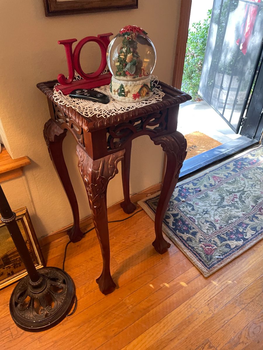 Huge Carmichael Estate Sale , don’t miss... starts on 11/7/2025