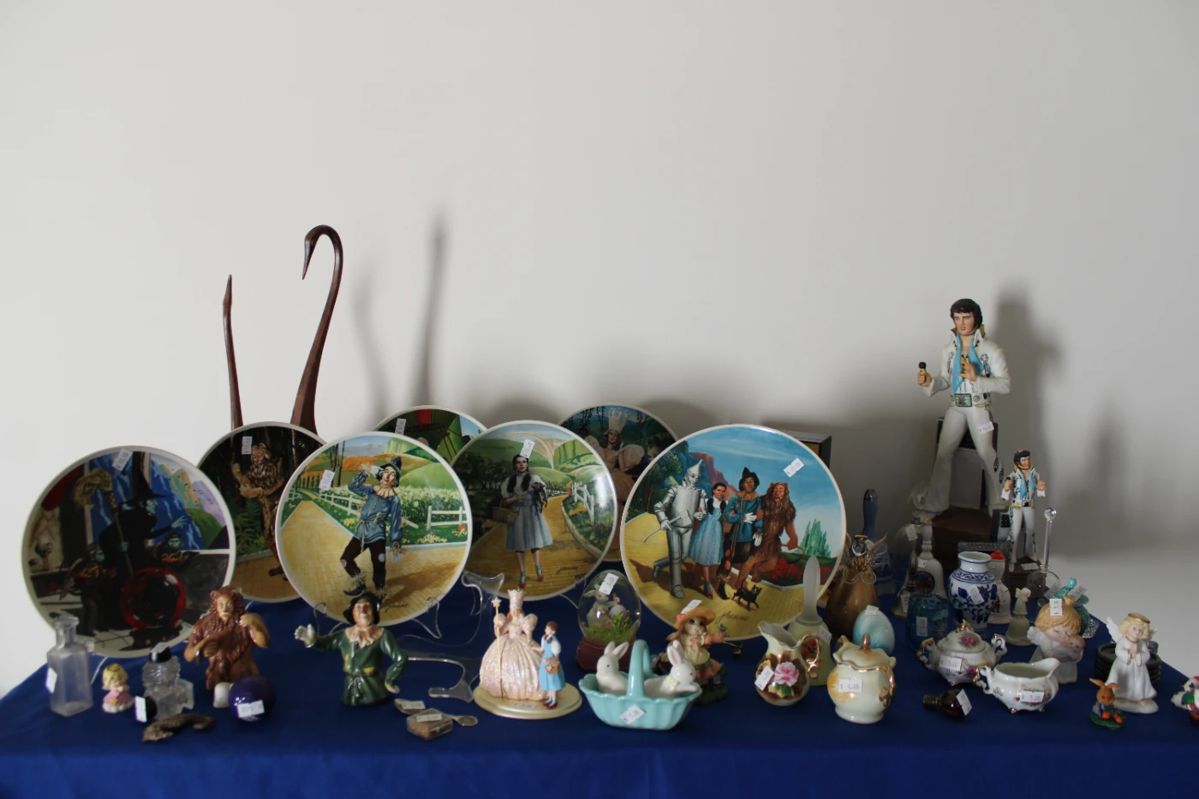 Easy PZ Leavenworth Estate Sale # 2 starts on 11/14/2025