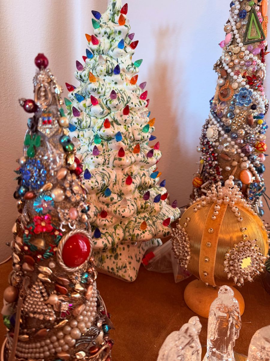 Burton Texas Estate Sale starts on 11/21/2025