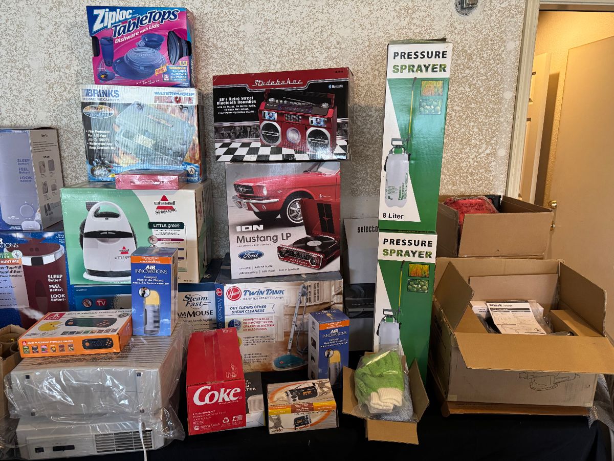 Hoarder Heaven gift extravaganza sale in... starts on 12/18/2025