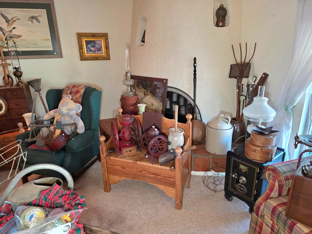 Integrity Estate A Farm House Holiday Extravaganza starts on 11/29/2025