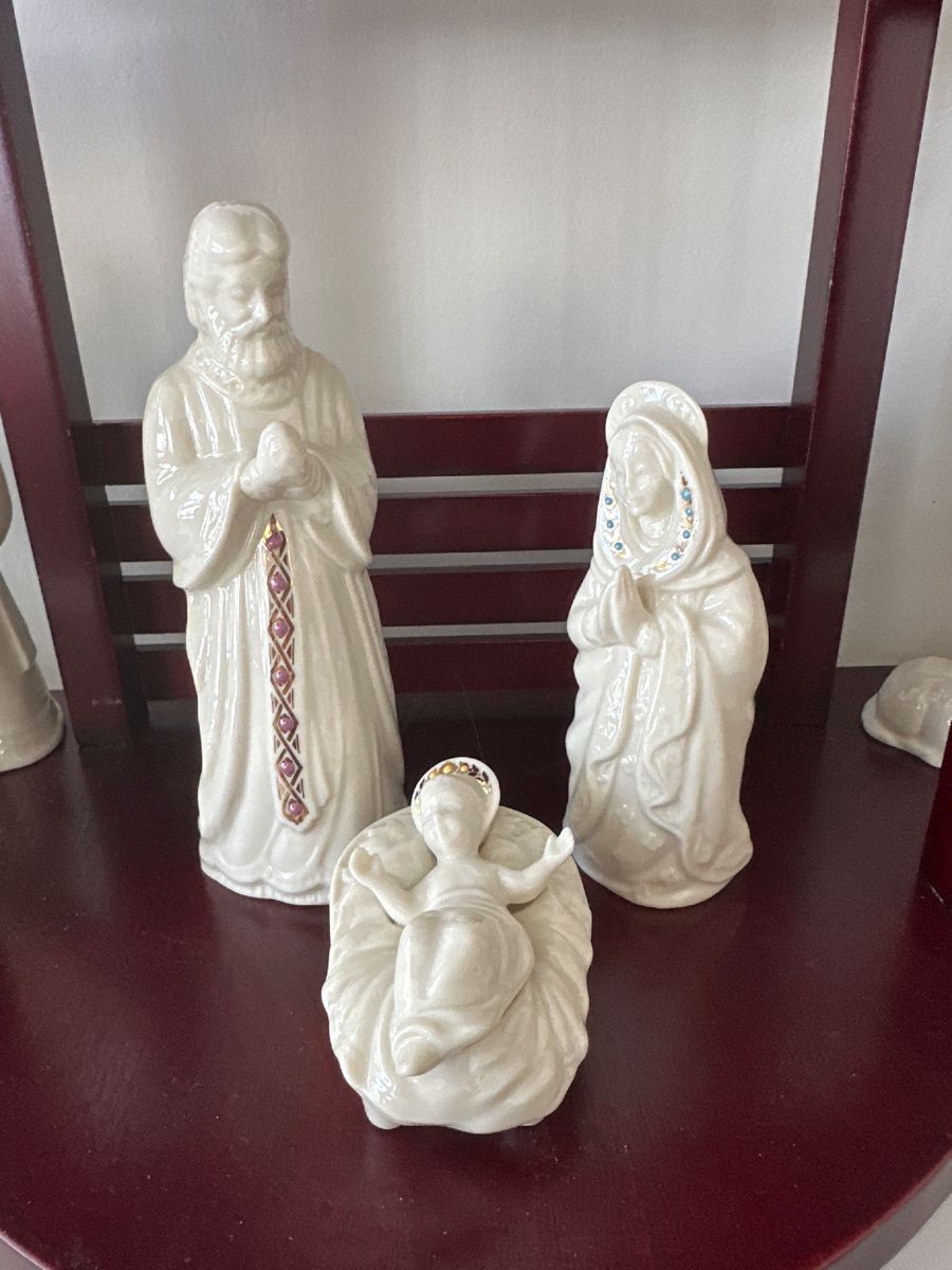 amazing nativity sets 50 Native American... starts on 12/12/2025
